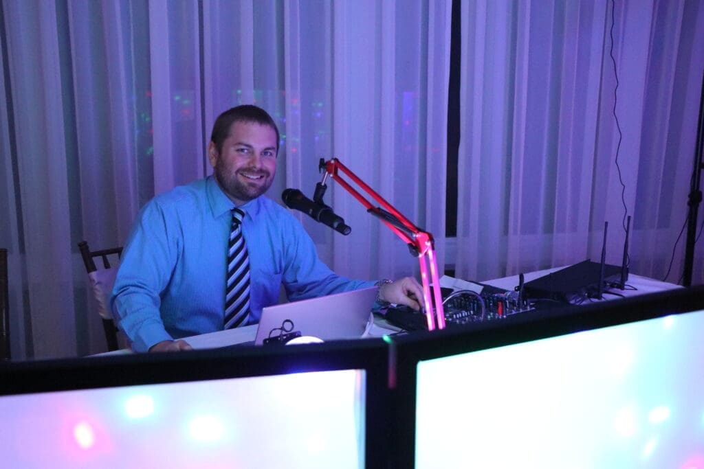 DJ Jason Hinkle | Pittsburgh Brides